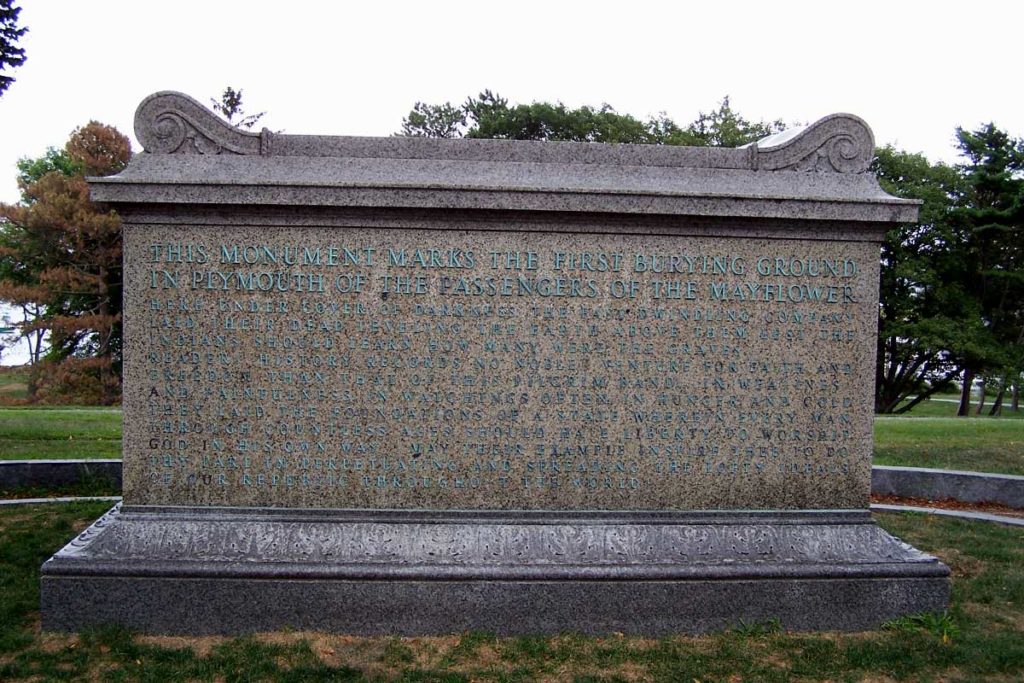 Cemetery Travel: Interesting Graveyards Worth Visiting - Roguetrippers