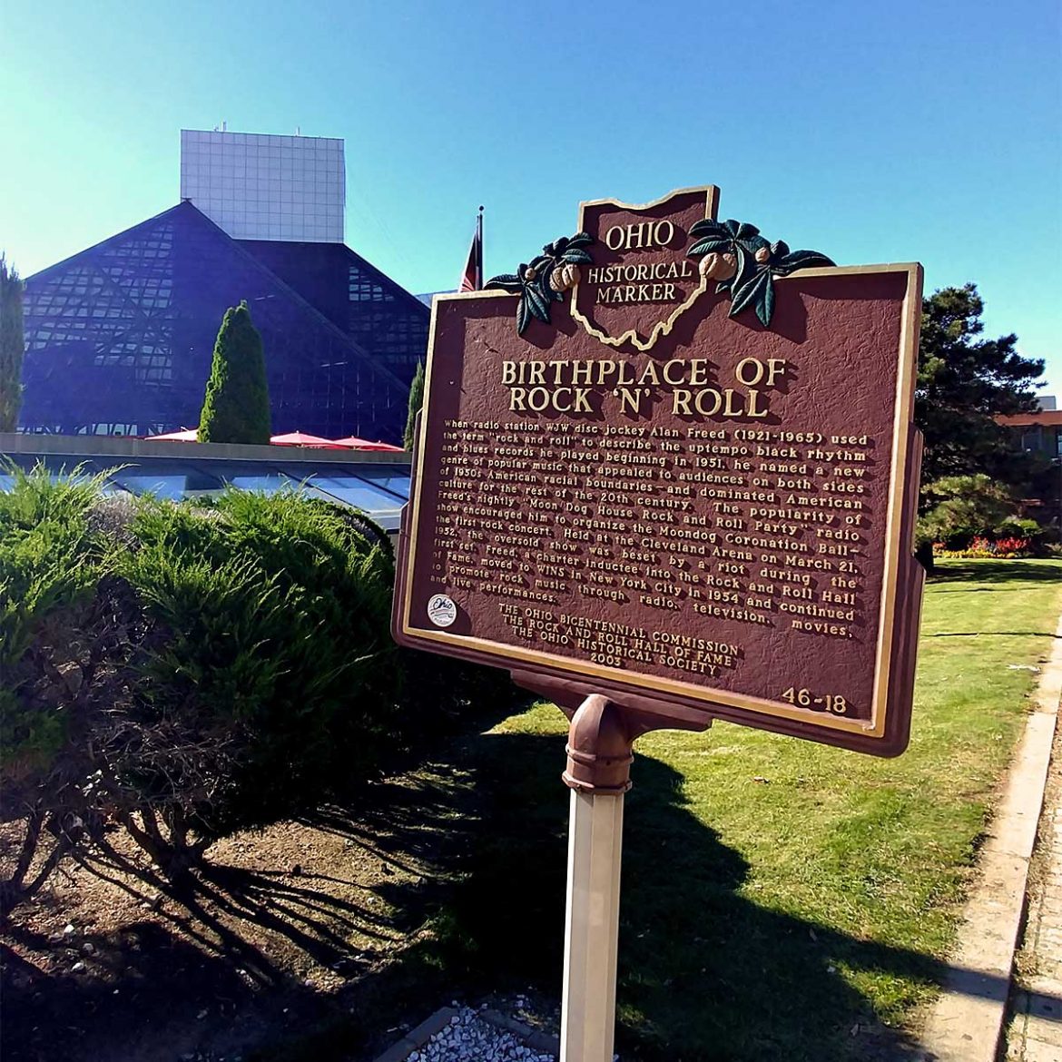 Cleveland Rocks - Birthplace of Rock and Roll - Roguetrippers